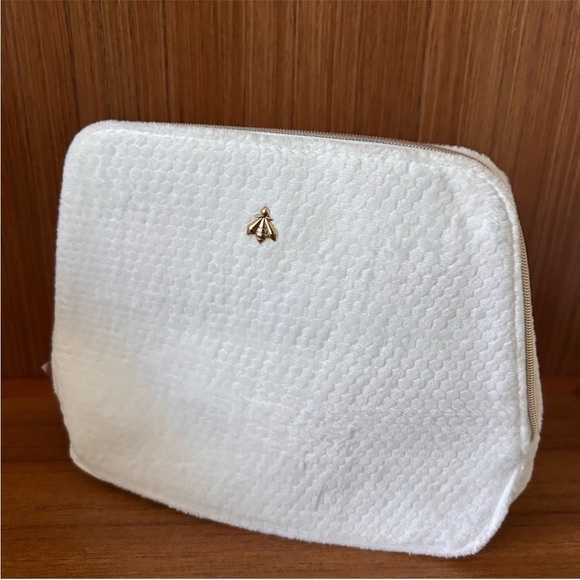 GUERLAIN | Bags | Guerlaine Makeup Pouch Whitehoneycomb Bee Womens Bag ...